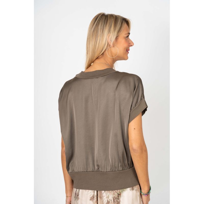 Ribbed knit trim Blouse