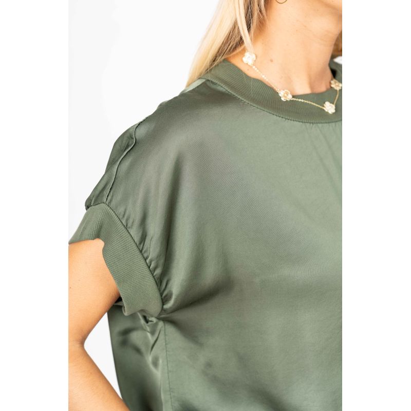 Ribbed knit trim Blouse